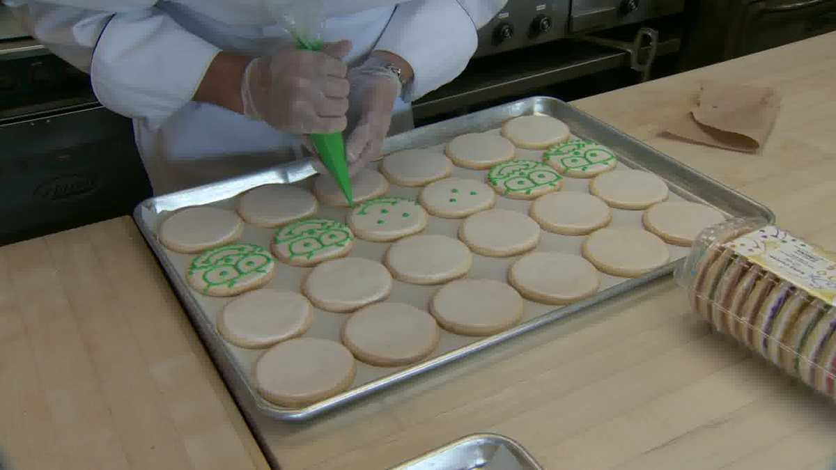 Photos: 'Pittsburgh Dad' gets own Smiley Cookie