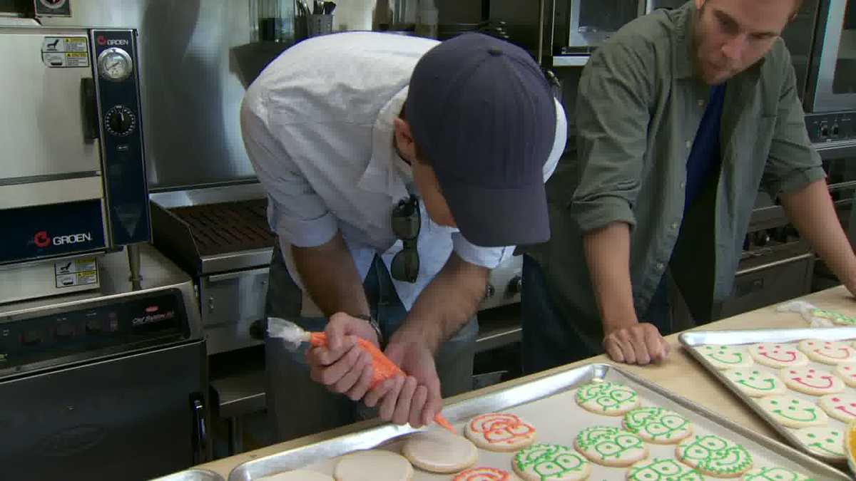 Photos: 'Pittsburgh Dad' gets own Smiley Cookie