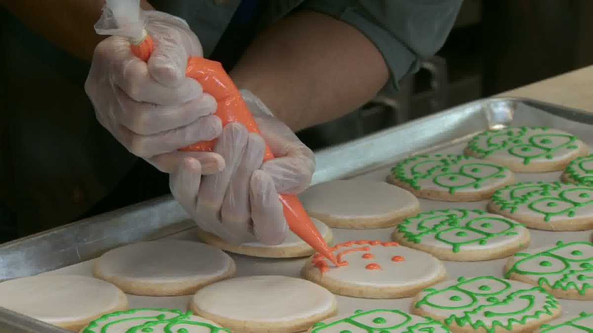 Photos: 'Pittsburgh Dad' gets own Smiley Cookie
