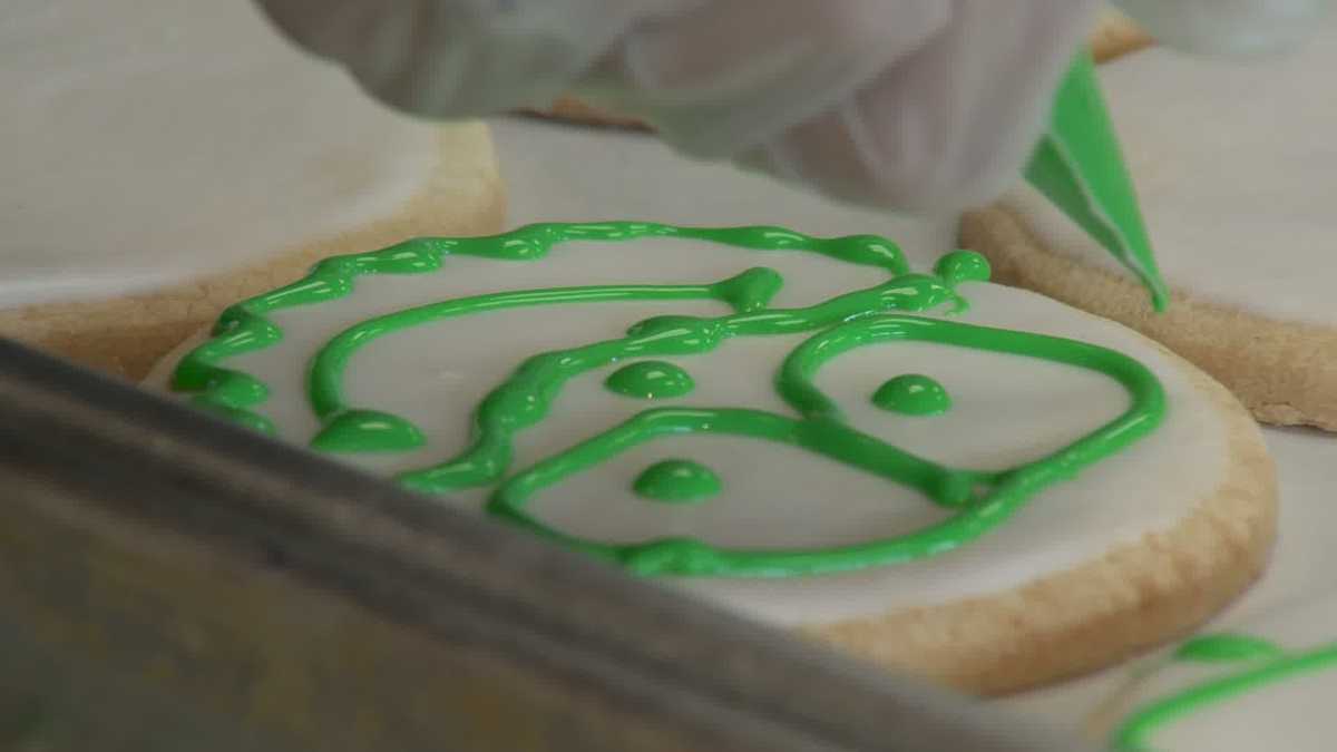 Photos: 'Pittsburgh Dad' gets own Smiley Cookie