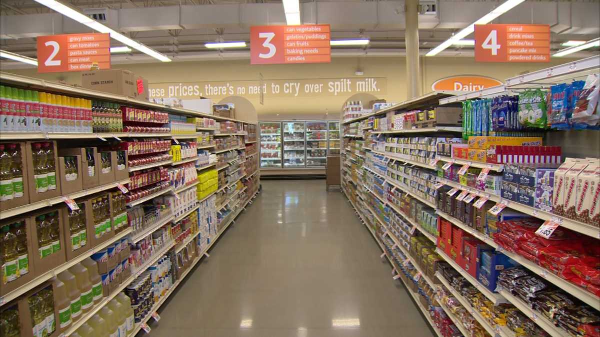 New Bottom Dollar Food store opens in Garfield