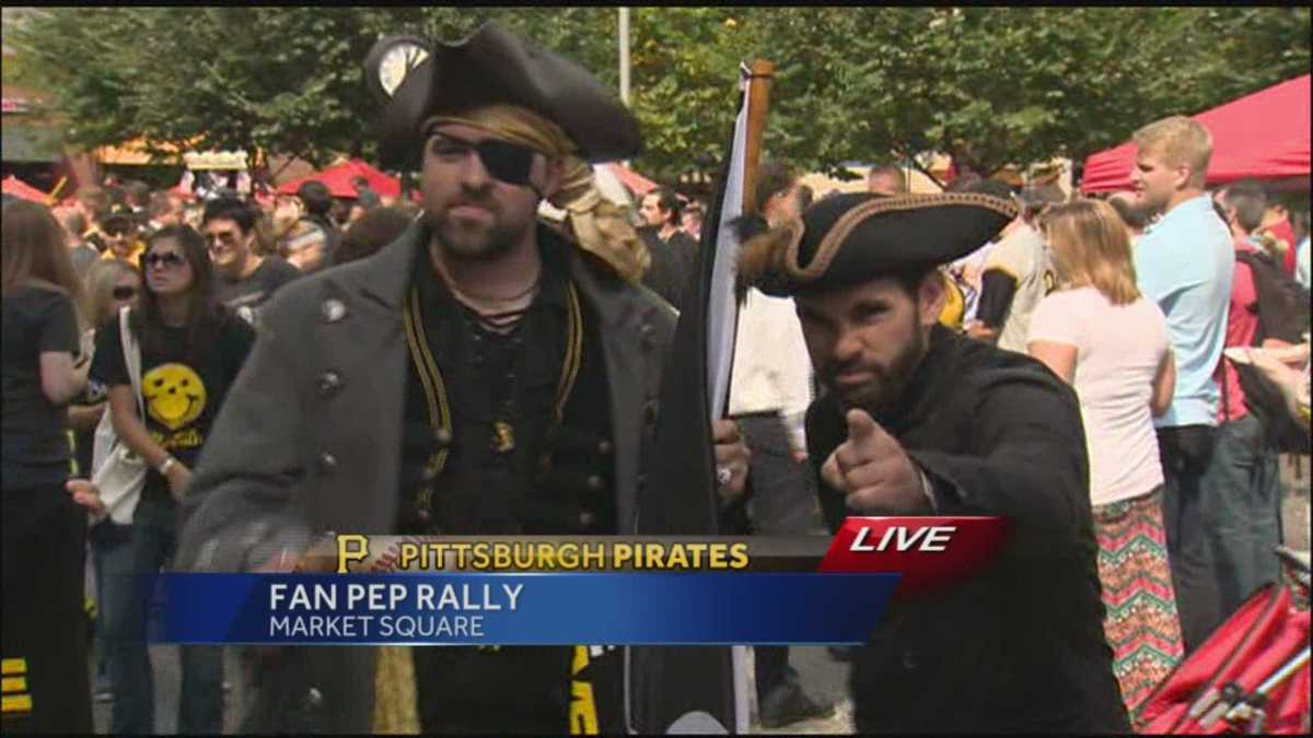 Photos: Pirates fans rally in Market Square