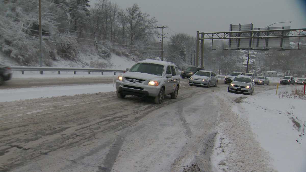 Photos: Pittsburgh roads see winter storm
