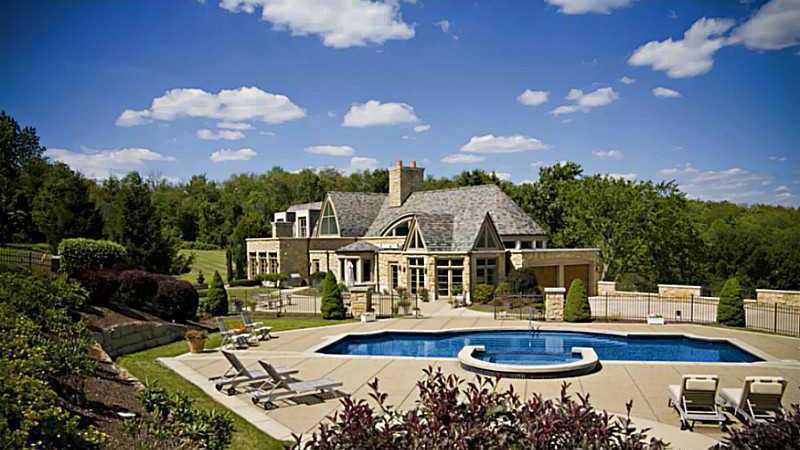 Peek inside this $3.29 million mansion in Collier Township