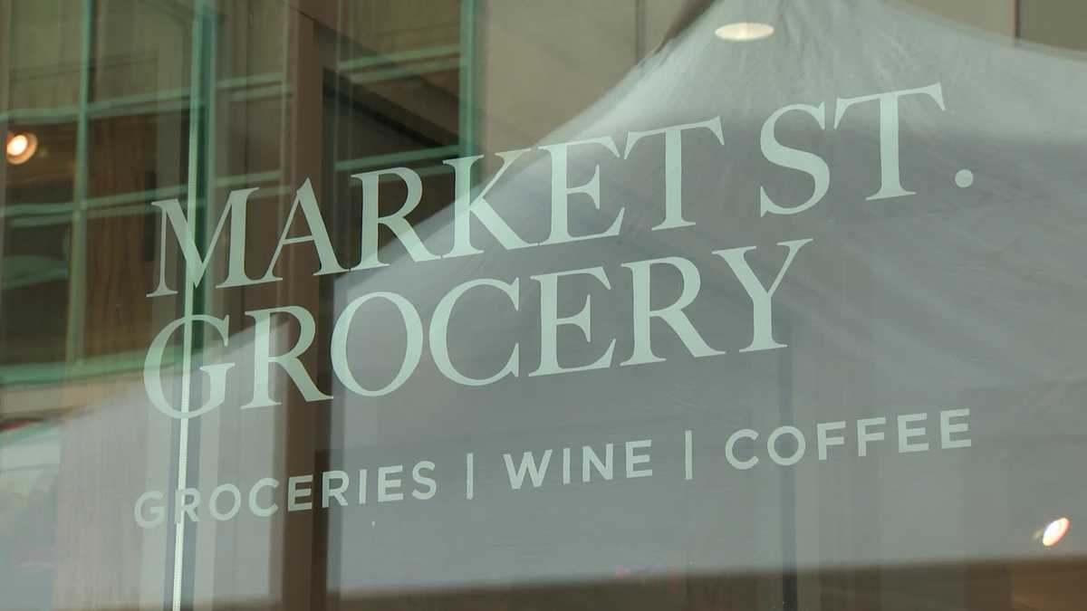 PHOTOS: Market Street Grocery opens its doors