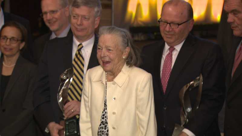 Philanthropist, GOP powerbroker Elsie Hillman dies at 89