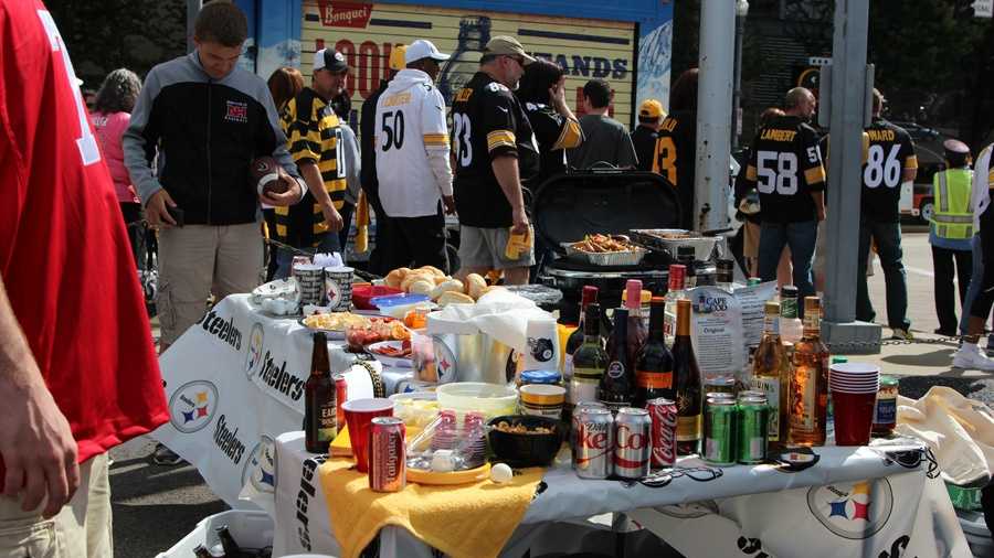Photos: Steelers fans tailgate first Heinz Field game of 2015