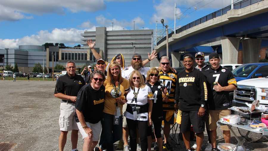 Photos: Steelers fans tailgate first Heinz Field game of 2015