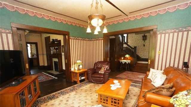 Photos: Inside Buffalo Bill's home from 'Silence of the Lambs'