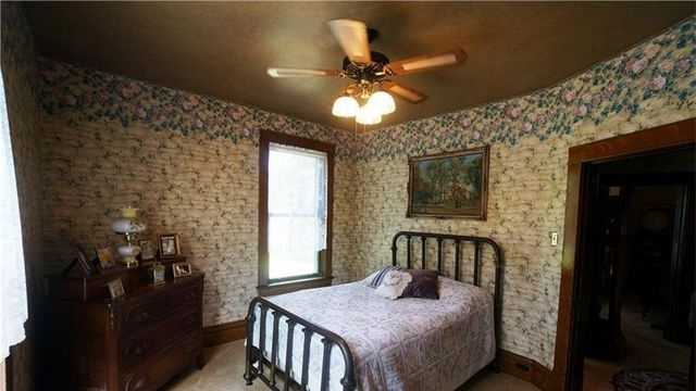 Photos: Inside Buffalo Bill's home from 'Silence of the Lambs'