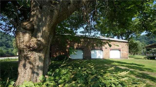 Photos: Inside Buffalo Bill's home from 'Silence of the Lambs'