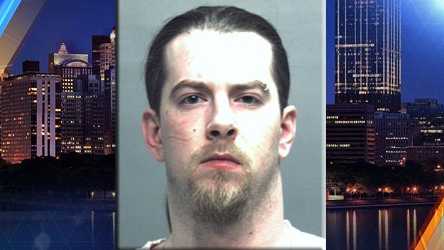 Man facing traffic charges caught trying to sell pills inside courthouse