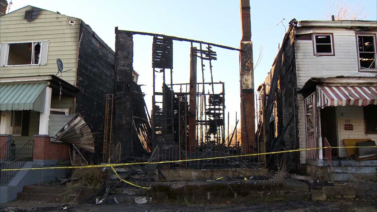 Photos: Fire spreads from house to house in Larimer