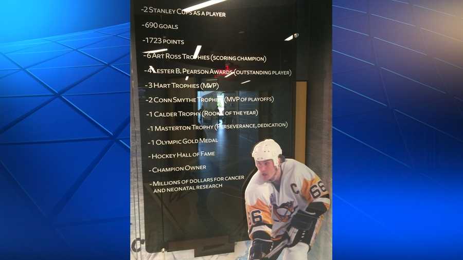 Photos: Mario Lemieux exhibit opens at Penguins practice facility
