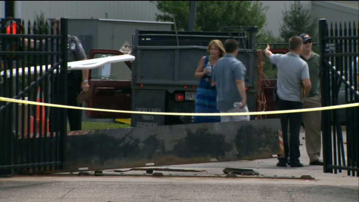 Photos: Dump truck driver rams front gate of Pittsburgh FBI building