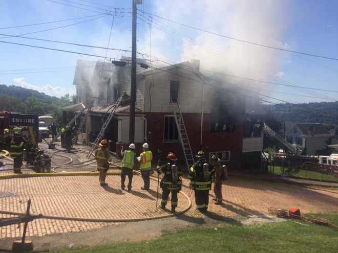 2 houses destroyed, 1 damaged in North Braddock fire