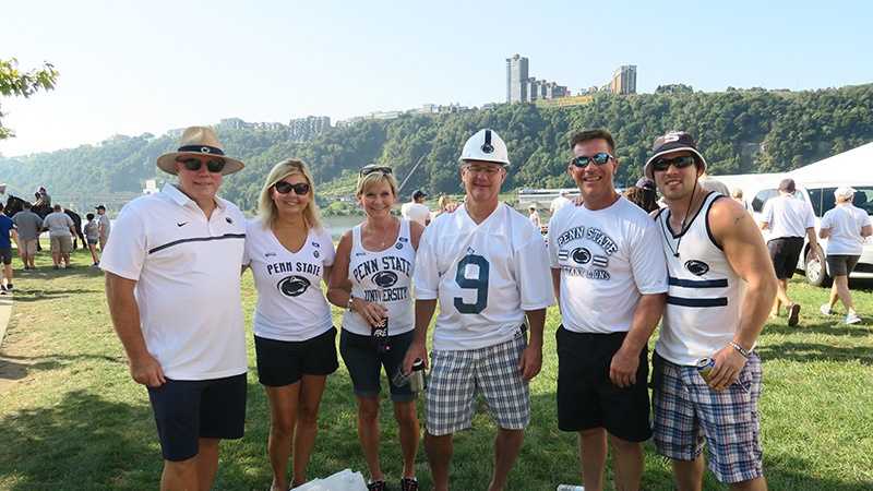 Photos: Early morning tailgates for Pitt and Penn State fans