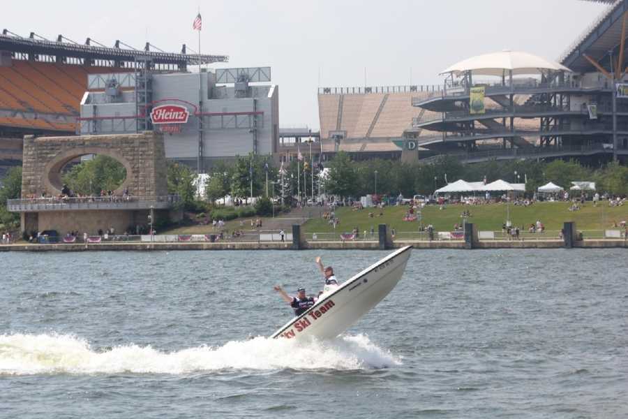 In Photos: 2011 Pittsburgh Three Rivers Regatta