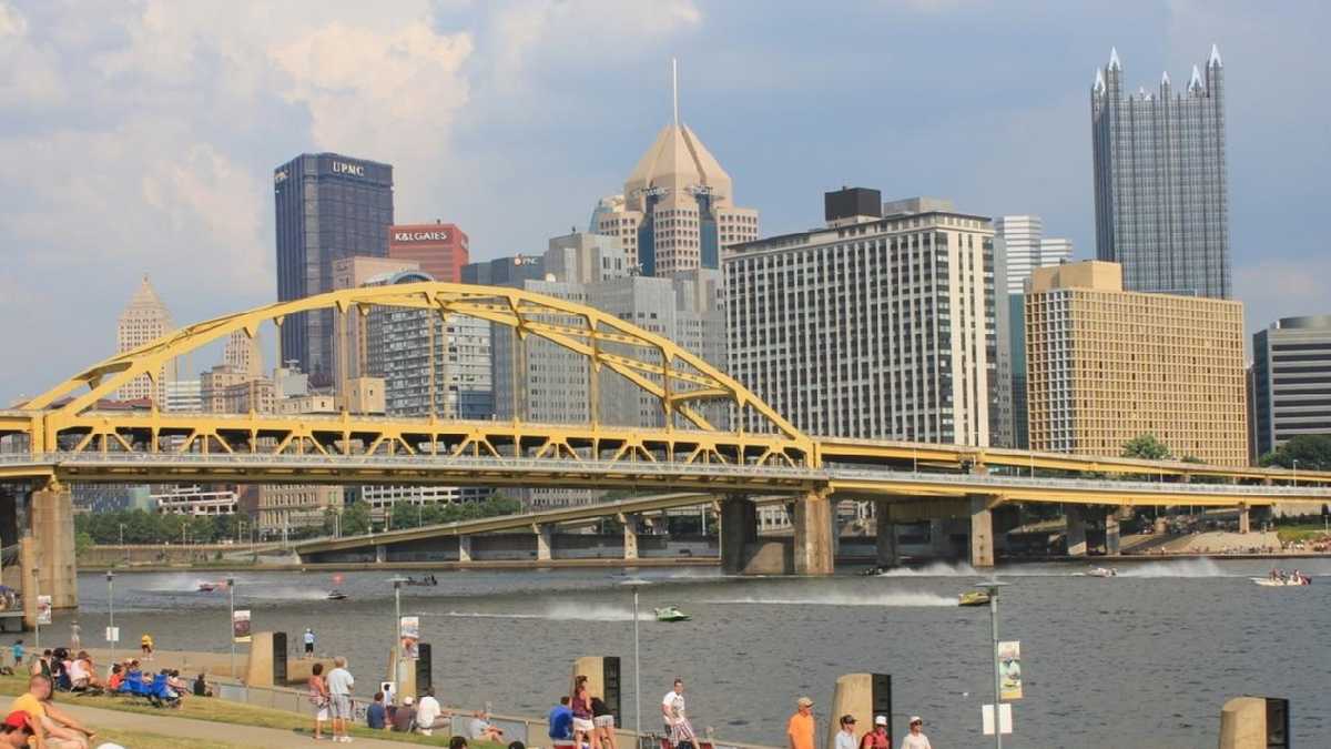 In Photos: 2011 Pittsburgh Three Rivers Regatta
