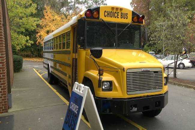 Choice Bus rolls on to St. Luke’s Episcopal Church