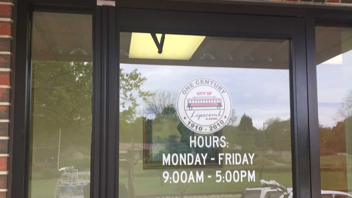 Lipscomb mayor arrested, police chief at hospital after fight