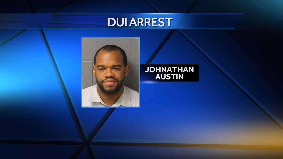 Johnathan Austin arrested for DUI in 2014