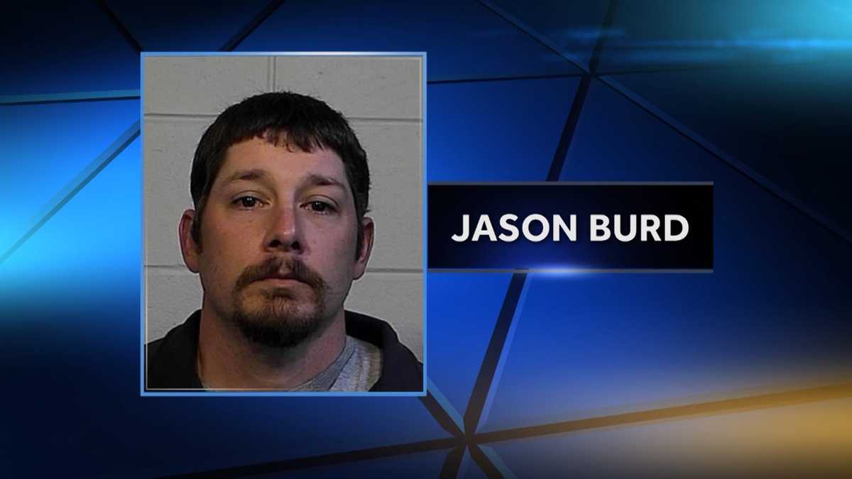 Teacher pleads guilty to sending explicit messages