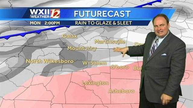 Images: Futurecast shows wintry mix moving in