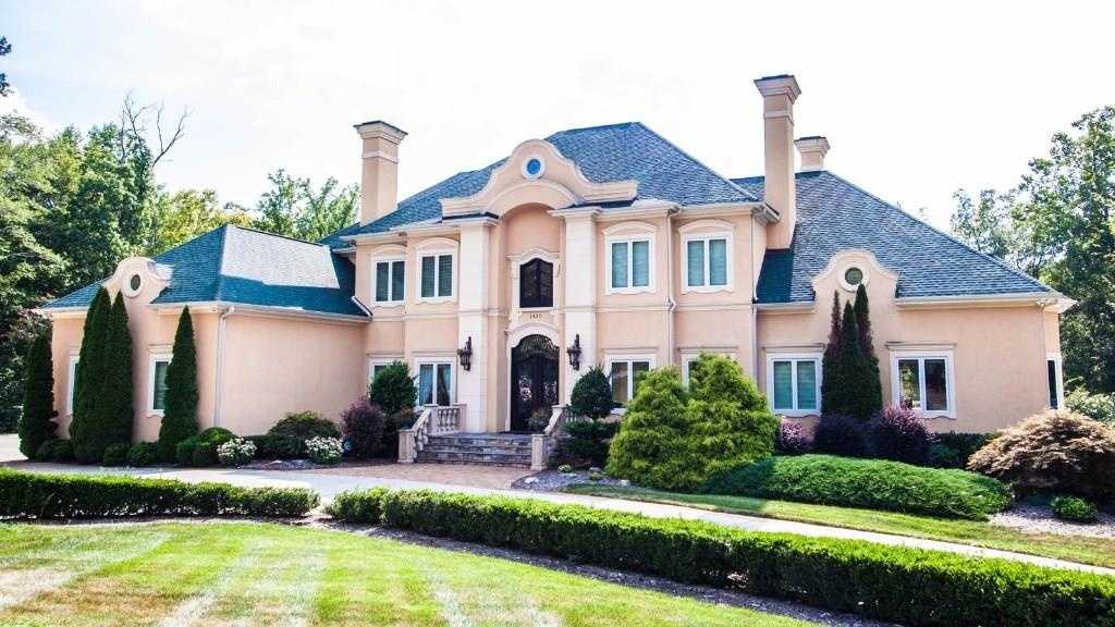Monday Mansions: See Inside The Piedmont's $1M Homes