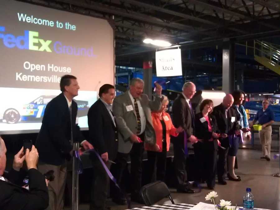 FedEx Opens New Kernersville Facility