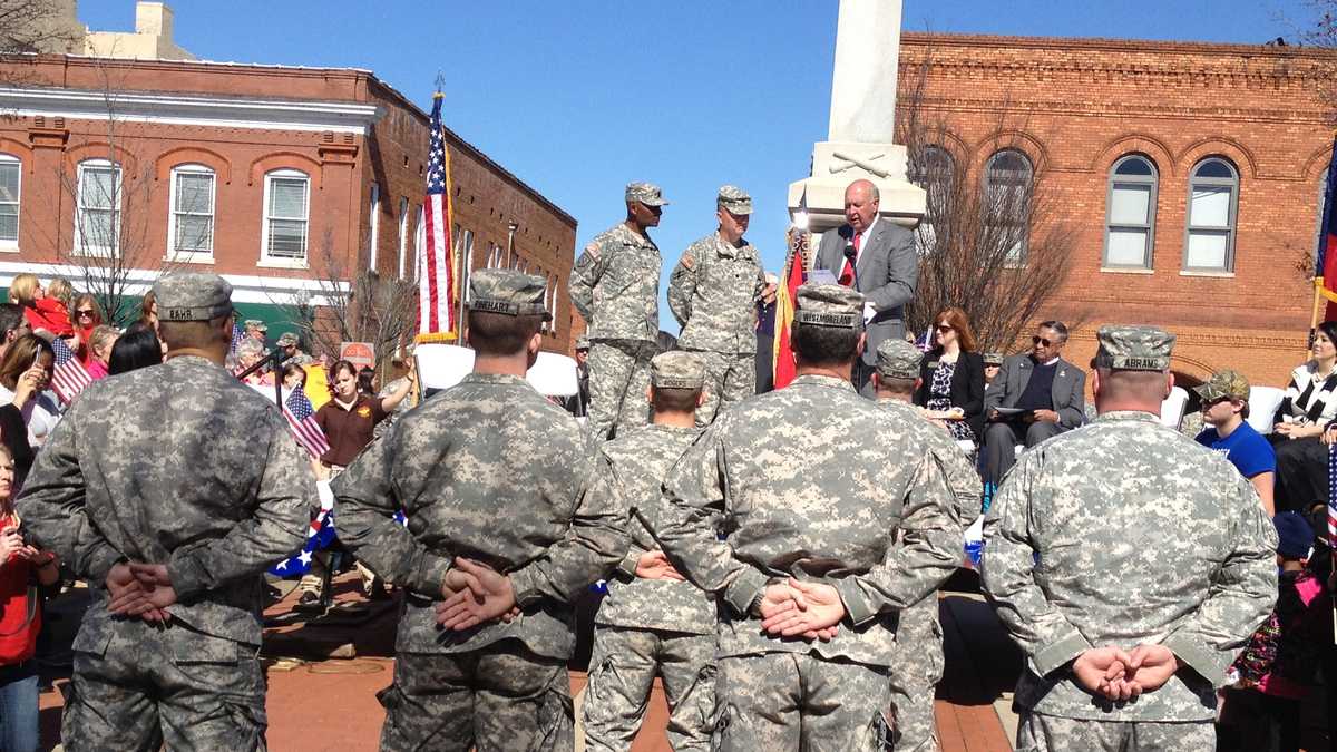 Pictures: National Guard send-off parade
