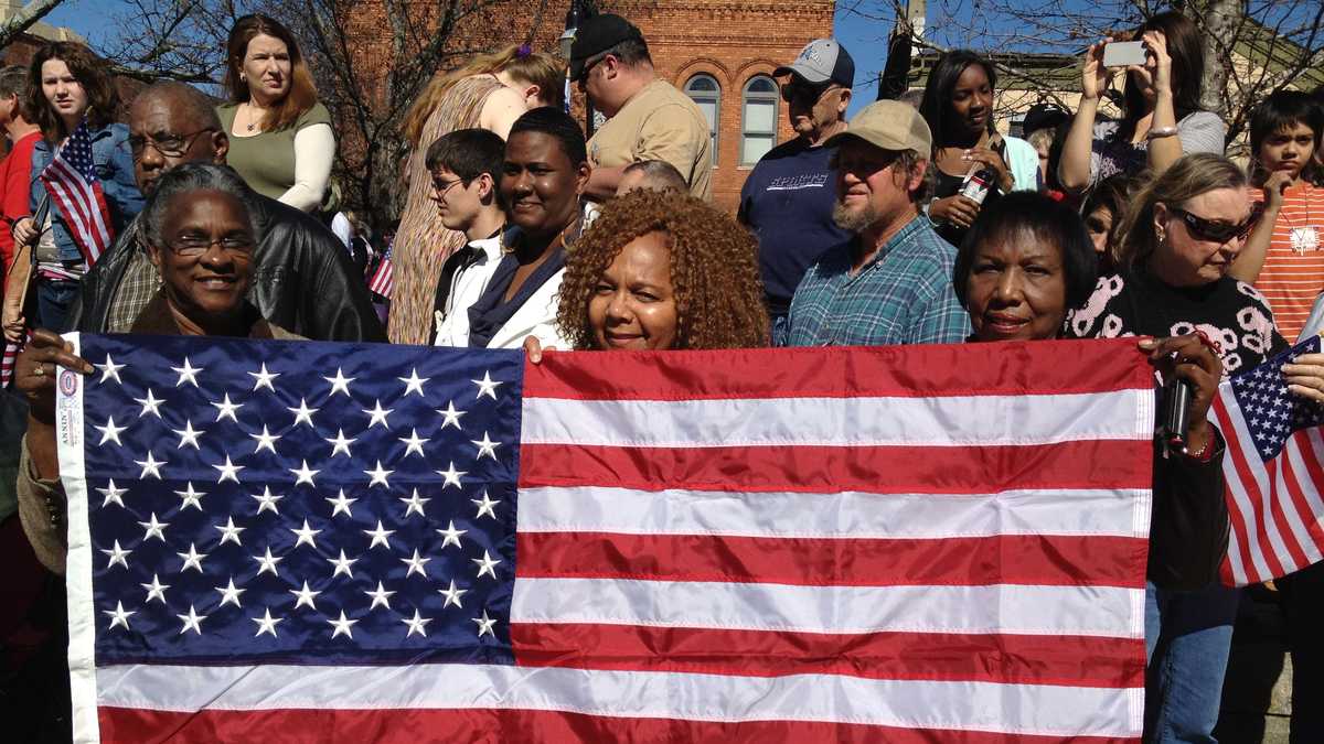 Pictures: National Guard send-off parade