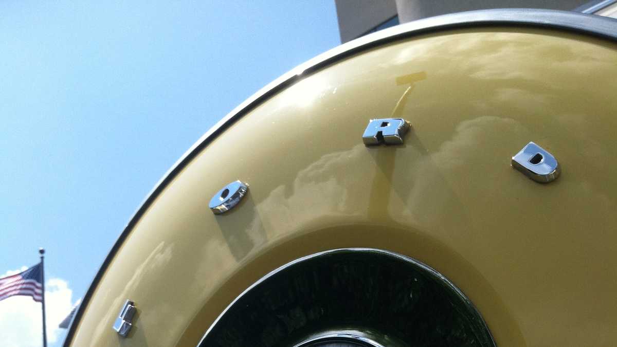 Pictures: International Ford retractable club convention