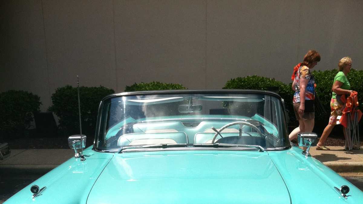 Pictures: International Ford retractable club convention