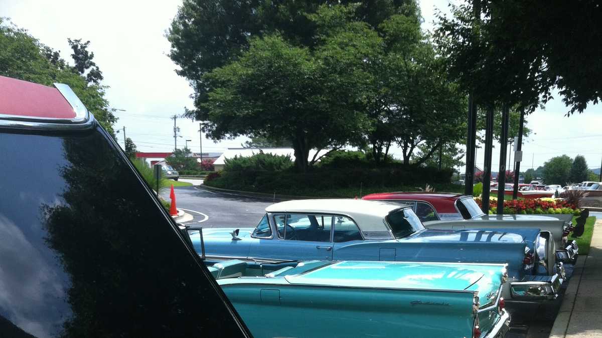 Pictures: International Ford retractable club convention