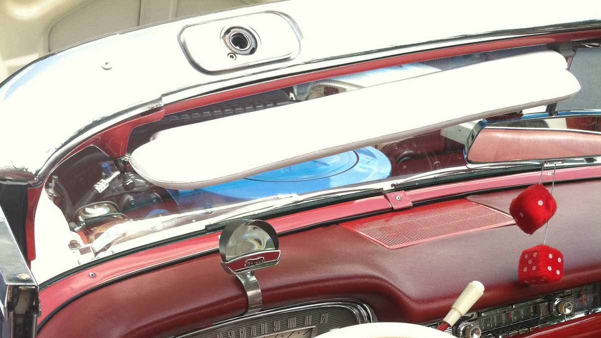 Pictures: International Ford retractable club convention