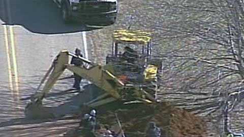 Cut gas line forces evacuation of homes