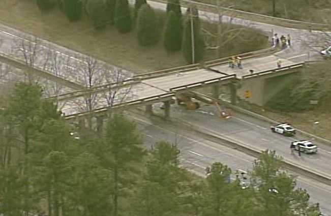 Pictures: Bridge damaged