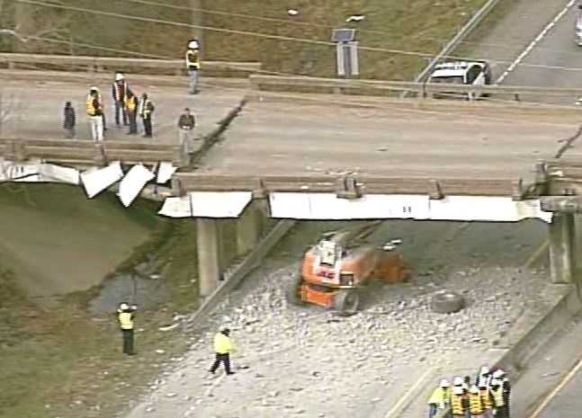 Pictures: Bridge damaged