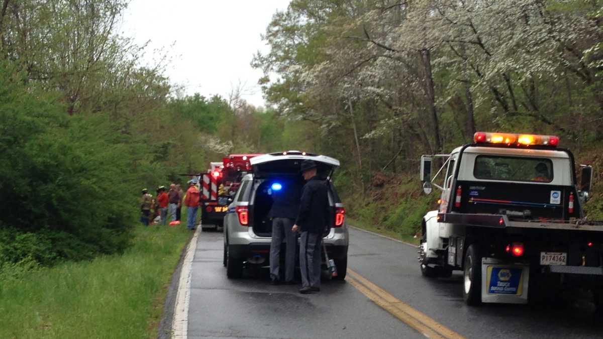 Child killed in wreck near Pendleton