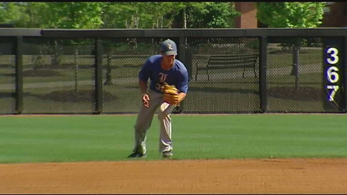 Lander baseball advances in NCAA tournament