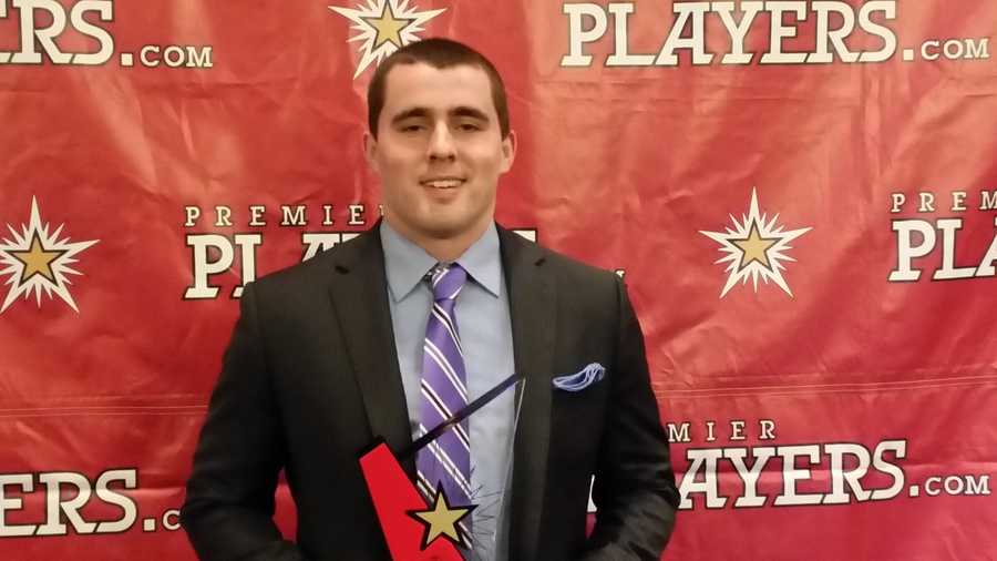 Dylan Thompson wins spirit award