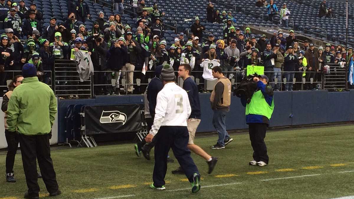 WYFF News 4 Sports follows the Panthers to Seattle