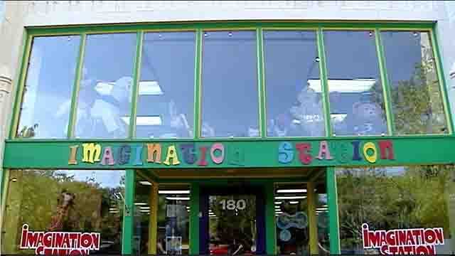 Police: Couple accused of robbing toy store arrested