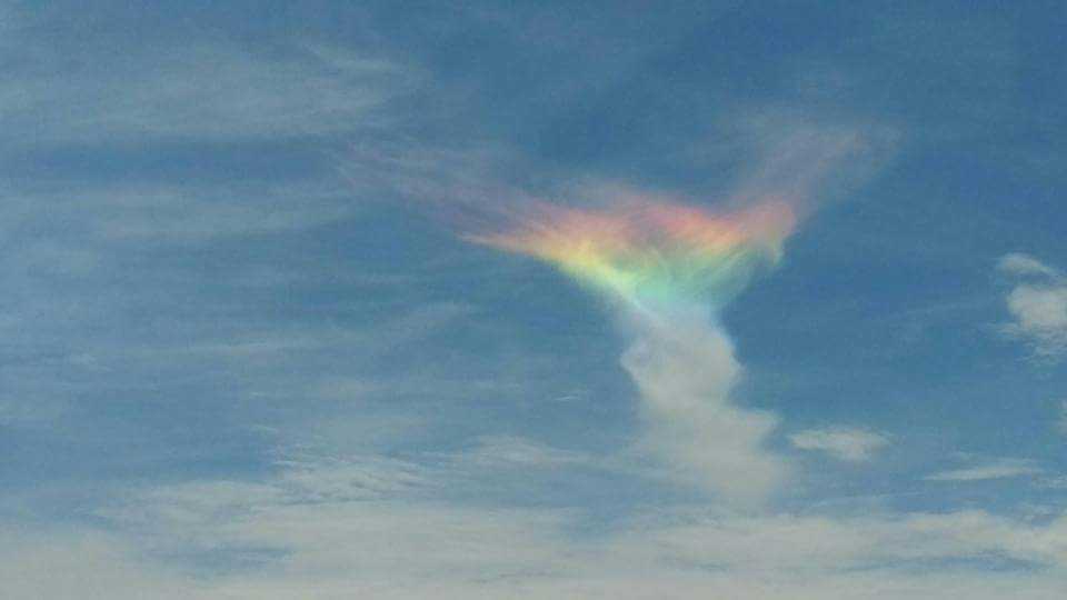 Rare 'fire rainbow' caught on camera