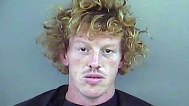 Man on stolen motorcycle leads deputy on 100 mph chase, deputies say