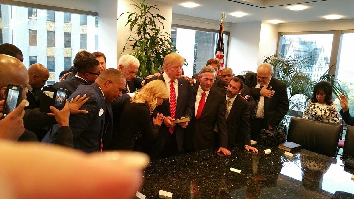 Upstate Pastor meets, prays with Trump