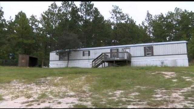 Tim Jones Jr. and children