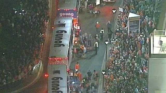 Dozens of fans welcome Clemson Tigers home