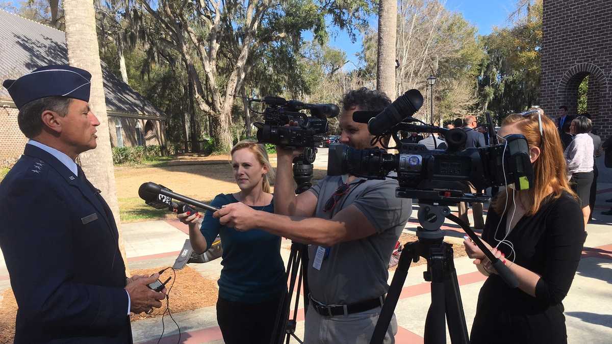 Pictures: the funeral of author Pat Conroy